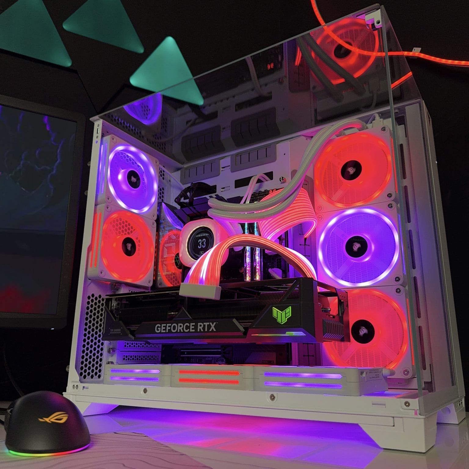 Helios Gaming PC - RTX 5080 | AMD Ryzen 7 9800X3D